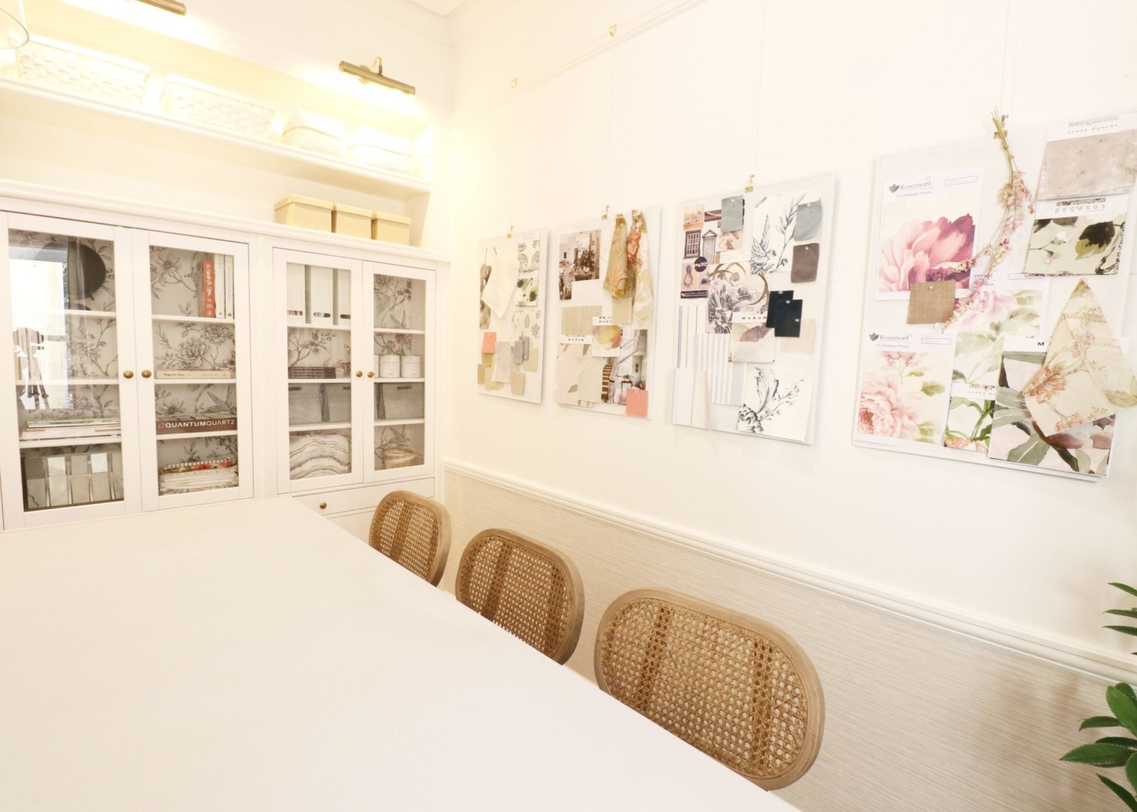 How To Build A DIY Stand-Up Desk - Naomi Findlay